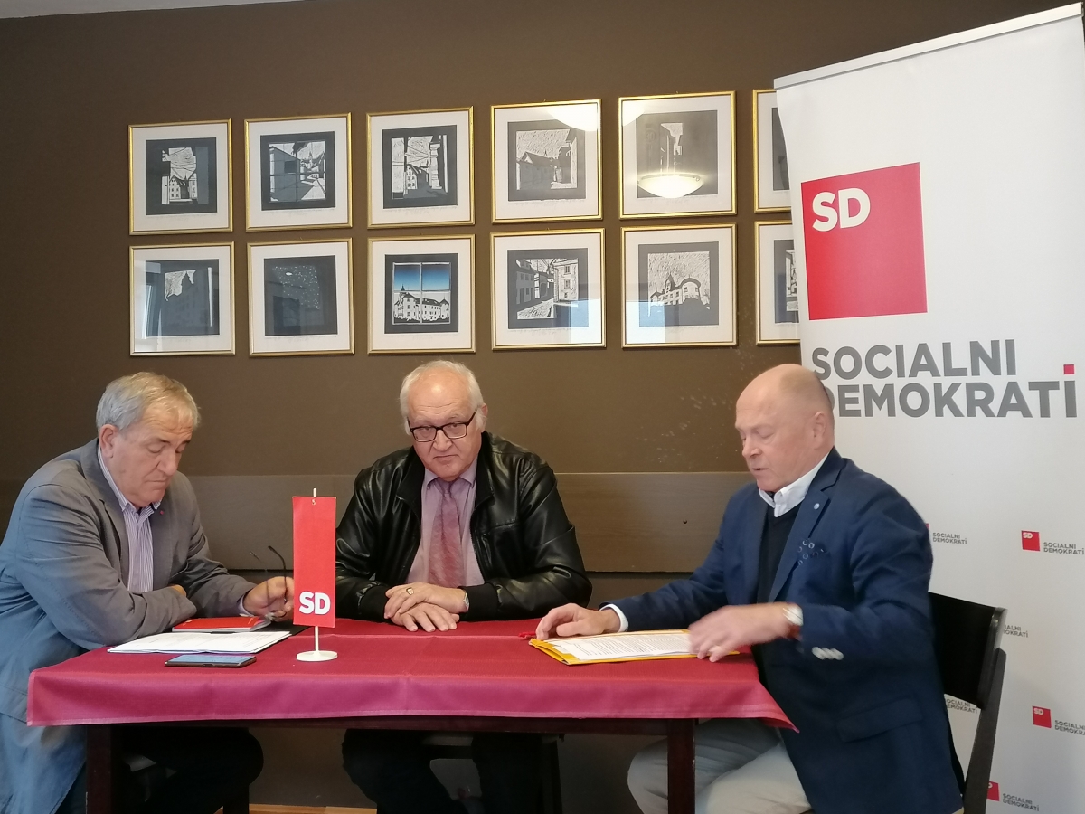BRANKO LAPAJNE KANDIDAT SD ZA IDRIJSKEGA ŽUPANA - Primorski val - Radio ...